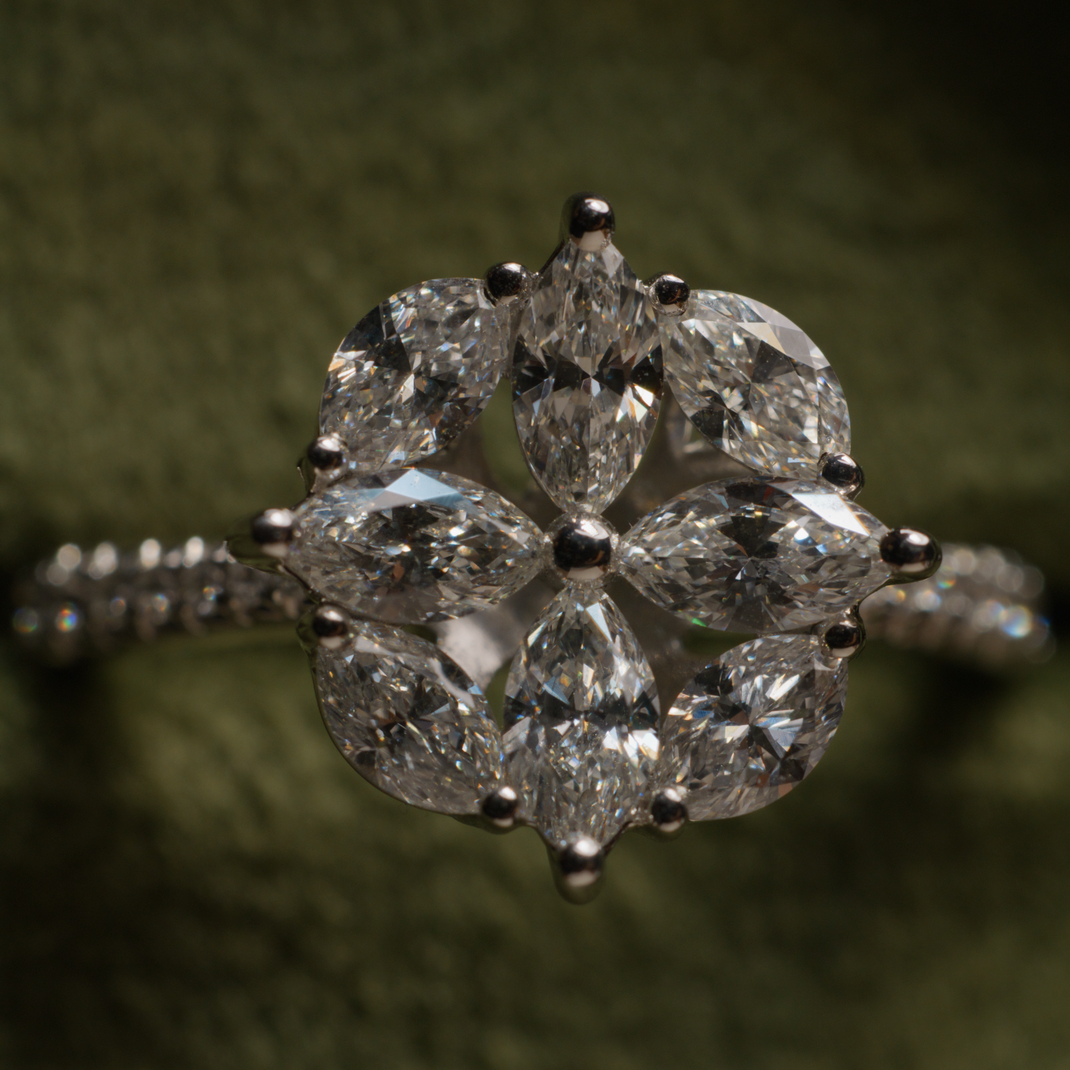 Buy Tessera 18K Solid White Gold Floral Ring